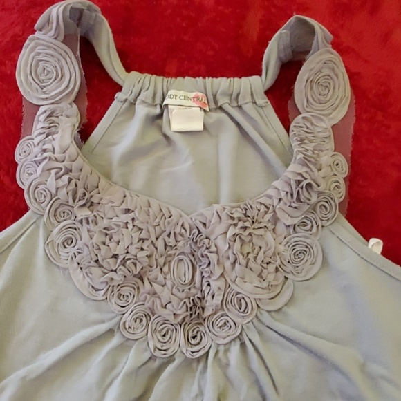 Body Central | Tops | Body Central Small Gray Top Floral | Poshmark
